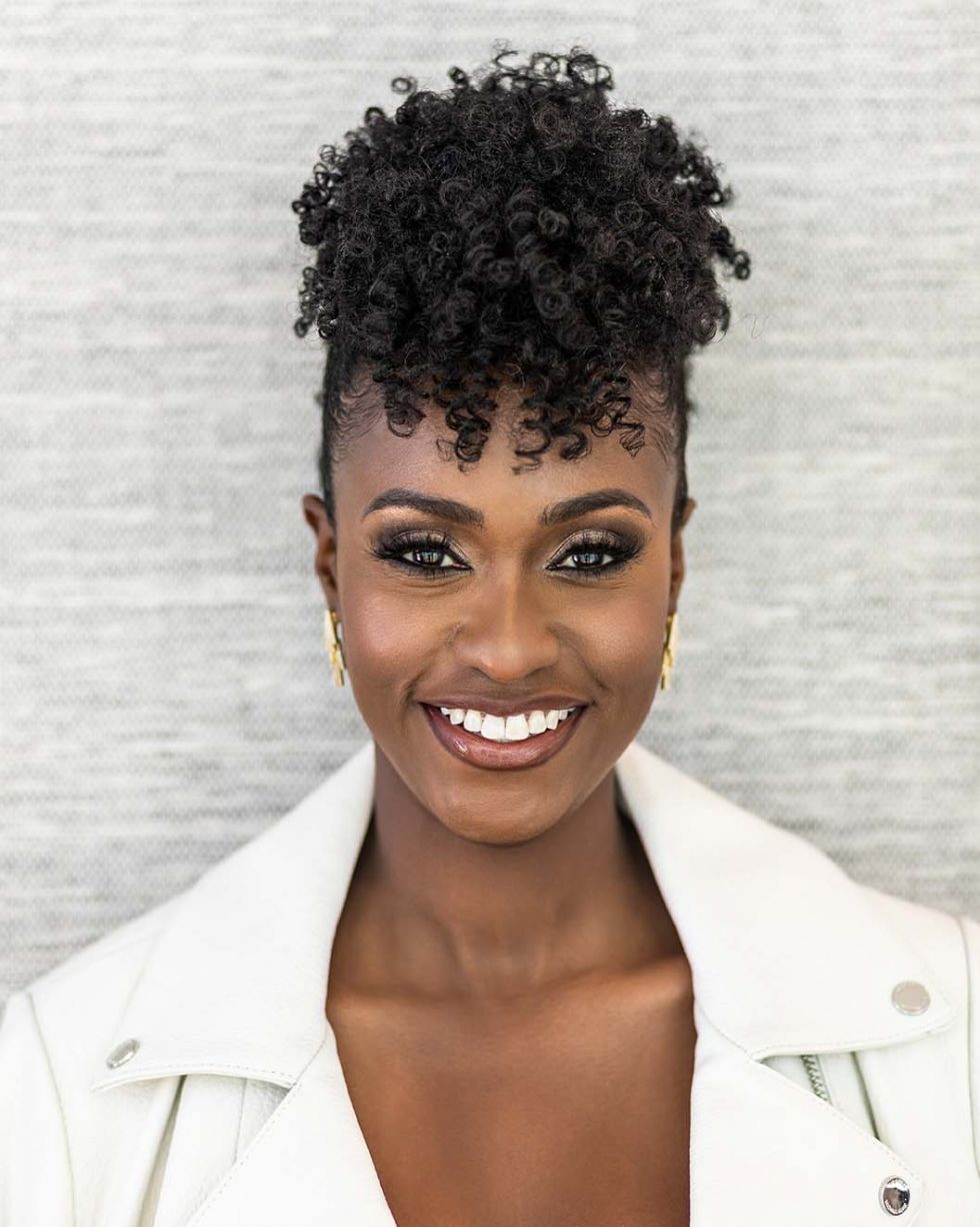 About - Dominique Broadway